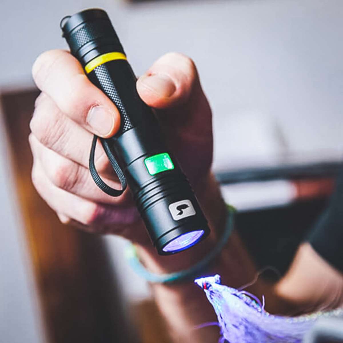 Loon Uv Infiniti Light for Fly Tying from The Essential Fly