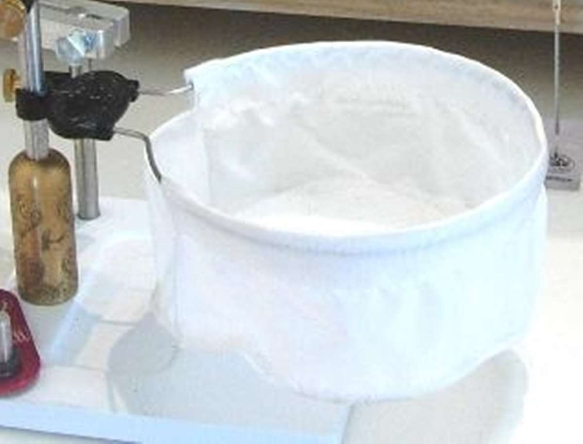 Peak Waste Catcher for Fly Tying from The Essential Fly