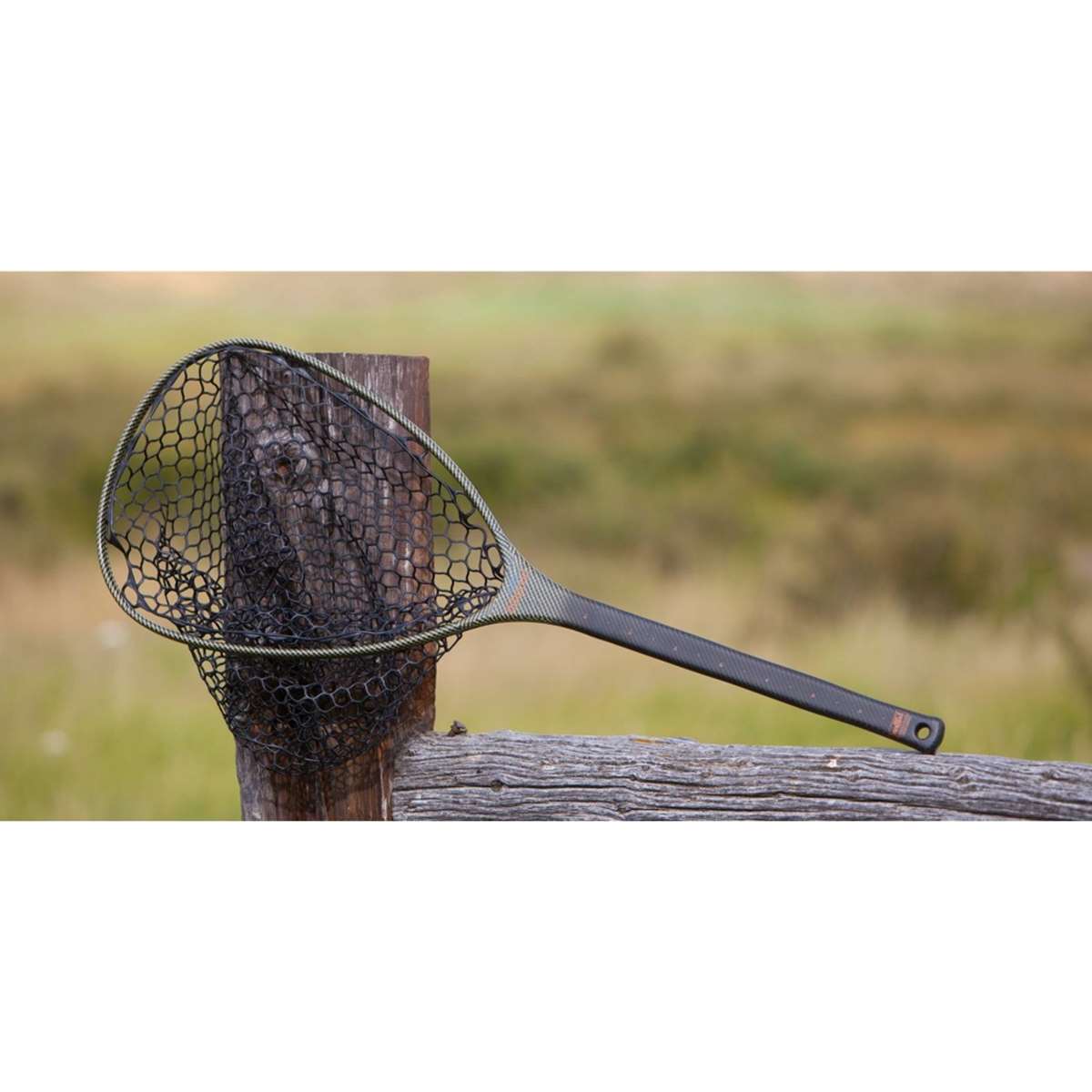 Fishpond Nomad Net 13" x 18" Mid Tailwater Landing Net (37in / 94 cm)